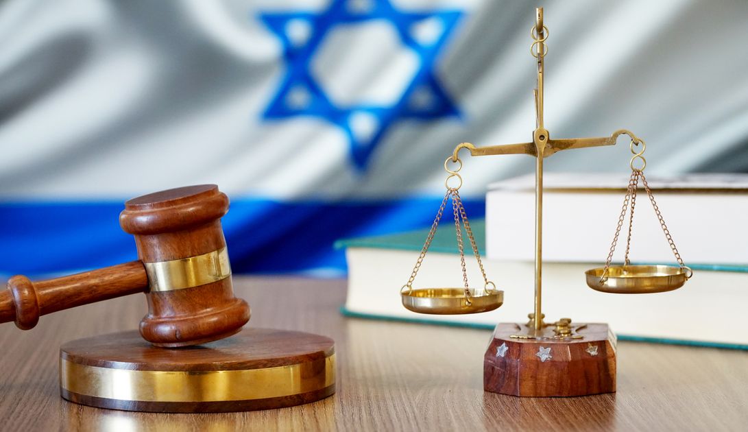 YOU ARE THE JUDGE: WHAT SHOULD A JEW DO? — CAJE-Adult Learning